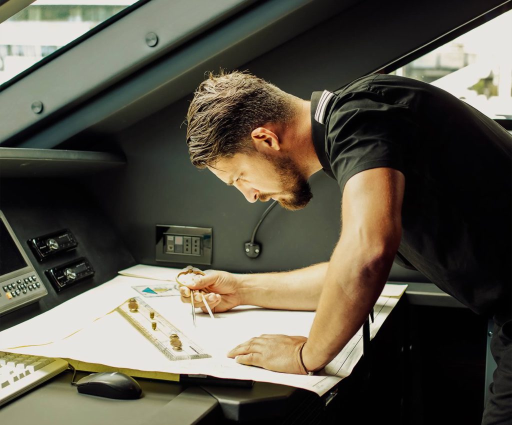 Yacht Captain Jobs - Yacht Captain Salaries - TWW Yachts