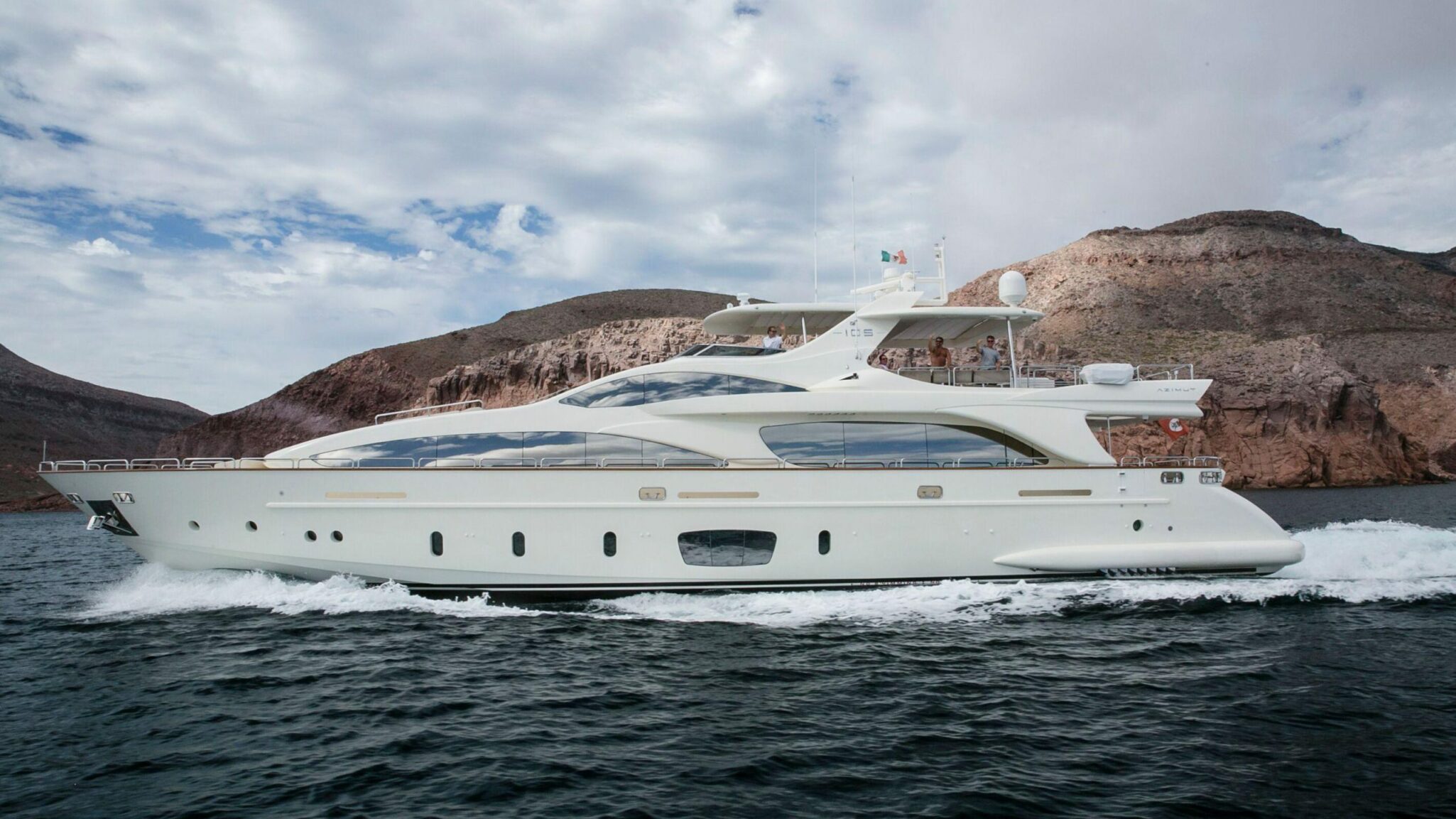 Azimut 105 for Sale - Azimut 105 Prices - TWW Yachts