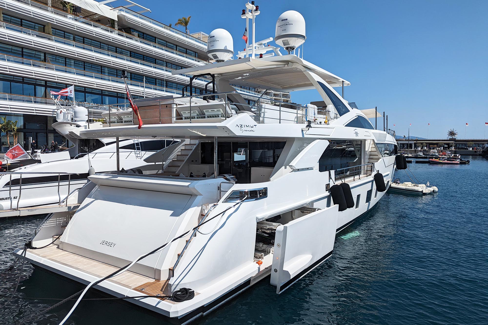 Azimut Grande 32 Metri Yacht for Sale - TWW Yachts