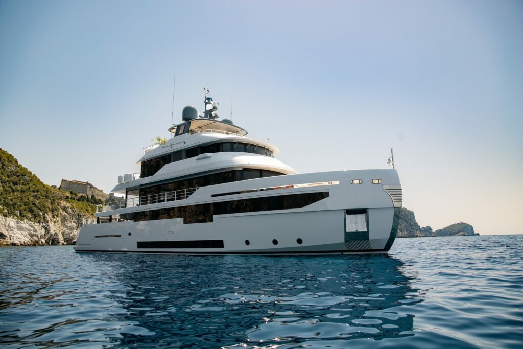 Benetti B.YOND Yacht for Sale - Benetti B.YOND Price - TWW Yachts