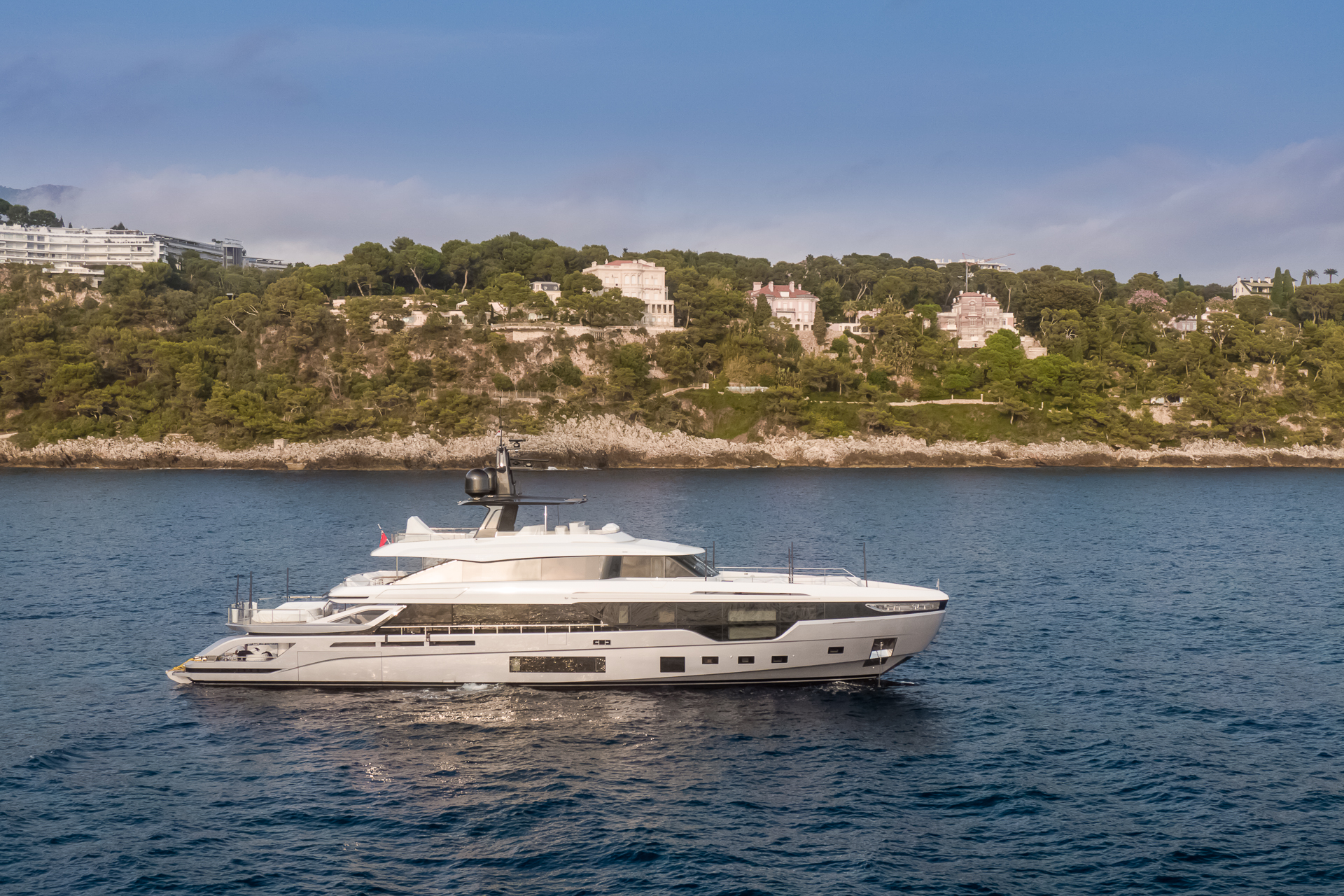 Azimut Trideck for Sale - Azimut Trideck Price - TWW Yachts