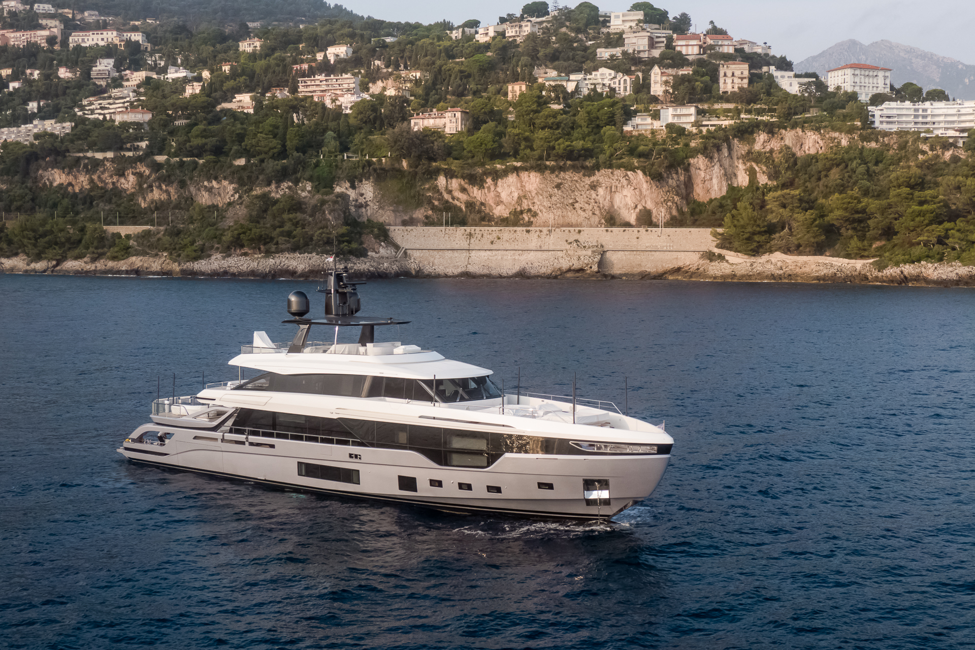 Azimut Trideck for Sale - Azimut Trideck Price - TWW Yachts