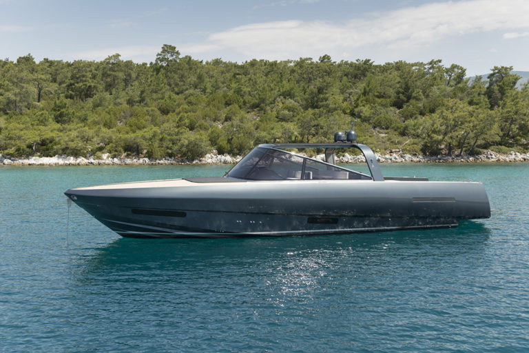 Superyacht Tenders for Sale - Luxury Yacht Tenders - TWW Yachts