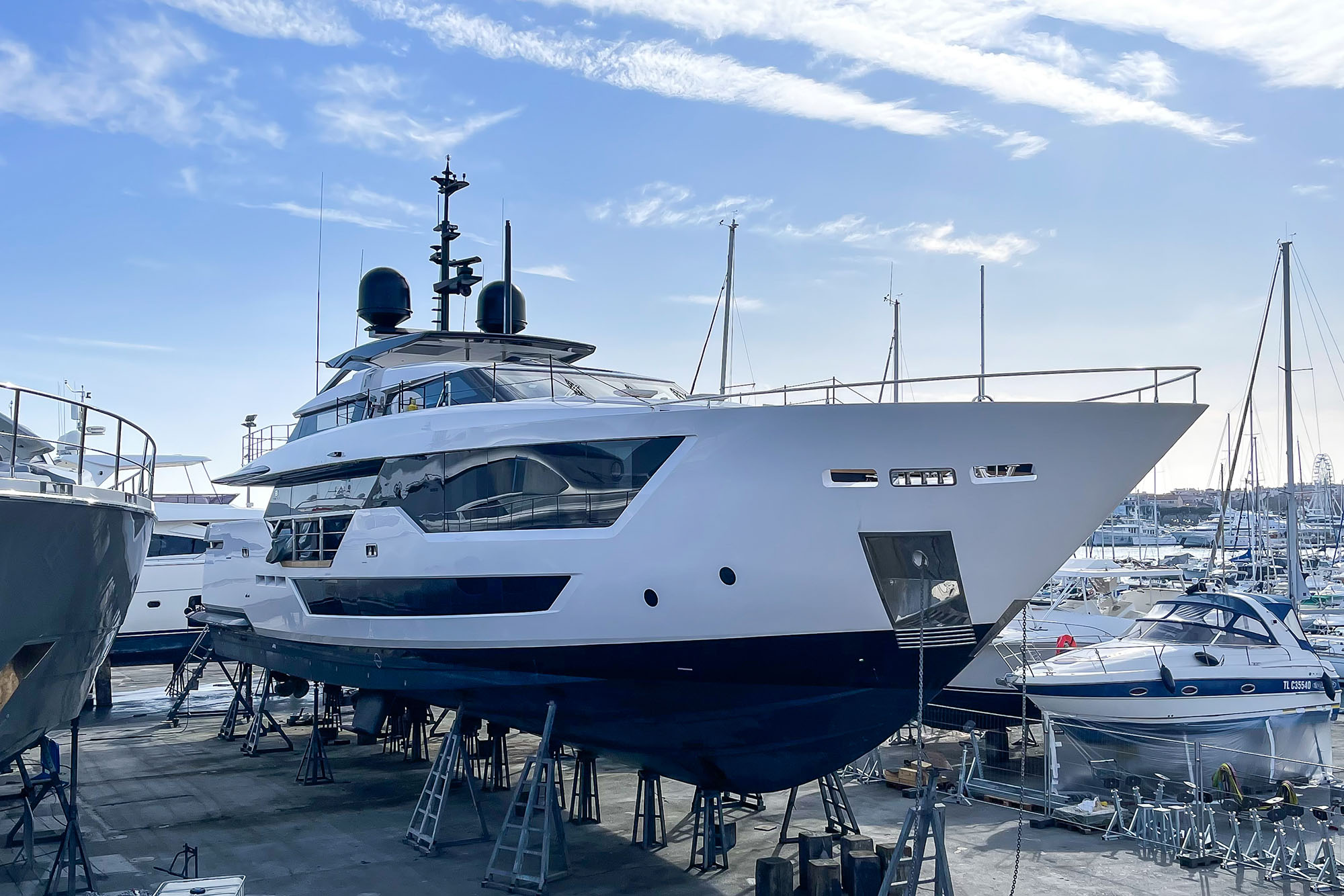 Custom Line 106 for Sale - Custom Line 106 Price - TWW Yachts