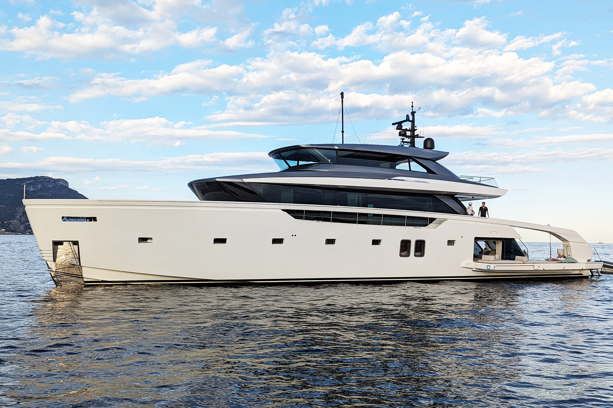 Sanlorenzo SX112 for Sale - Sanlorenzo SX112 Prices - TWW