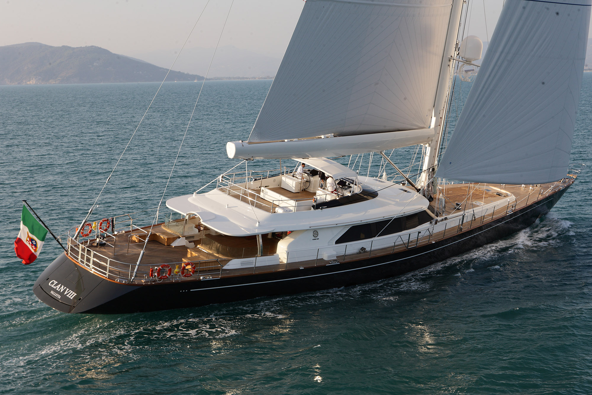 Perini Navi Yachts for Sale - Perini Navi Yachts Prices - TWW