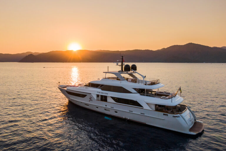 Azimut Grande 44M for Sale - Used Azimut Grande 44M