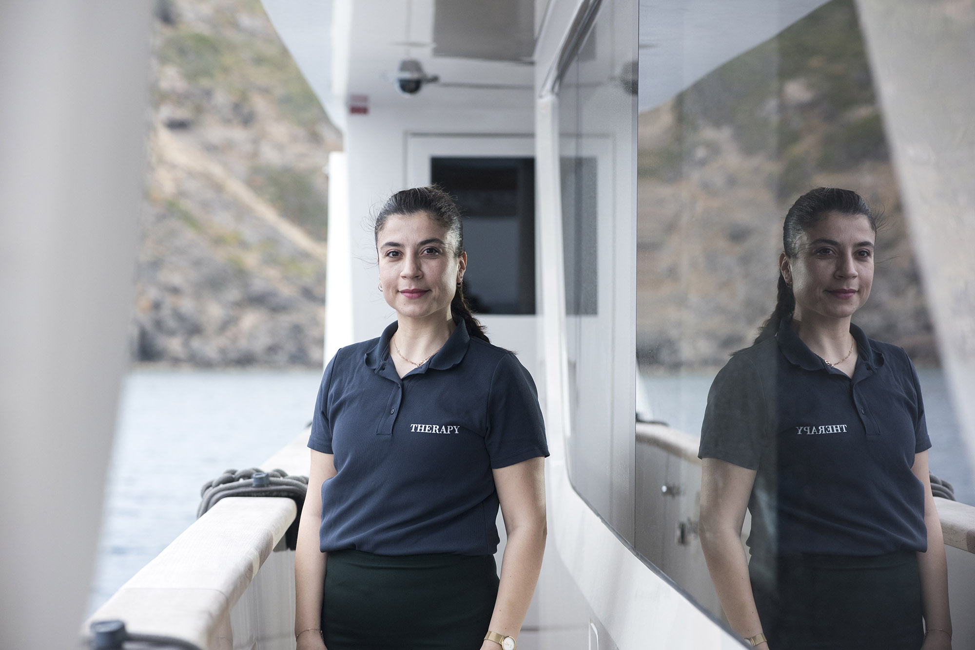 Yacht Stewardess Jobs - Yacht Stewardess Salaries - TWW Yachts