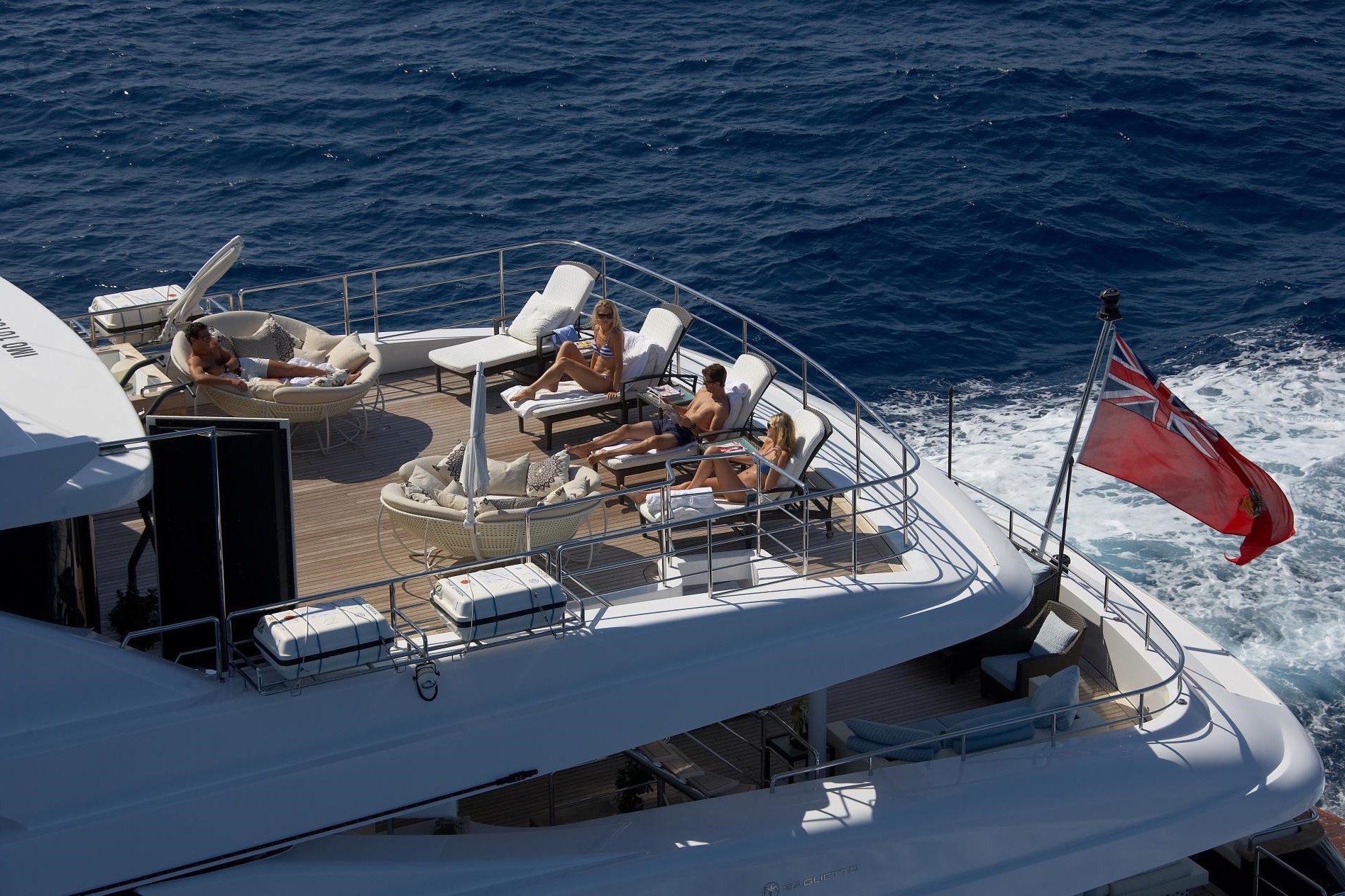 BURKUT Yacht Features | TWW Yachts