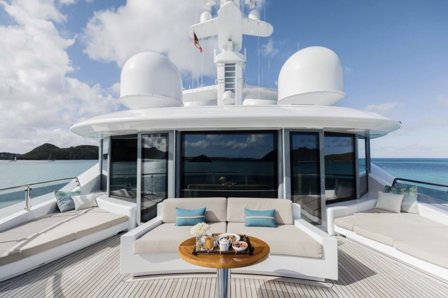 NAIA Yacht Interior | TWW Yachts