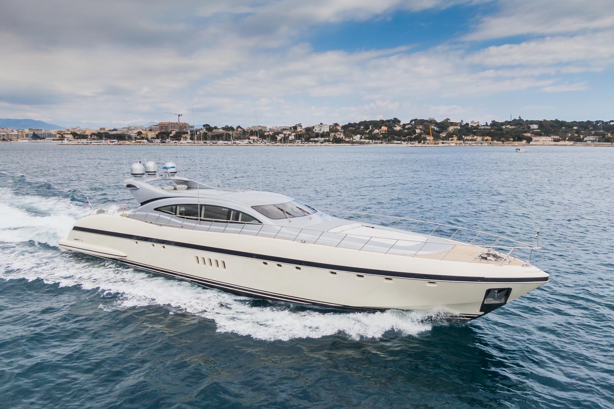 New to the Sales Fleet: Mangusta 108 TECHNOMARINE - TWW Yachts