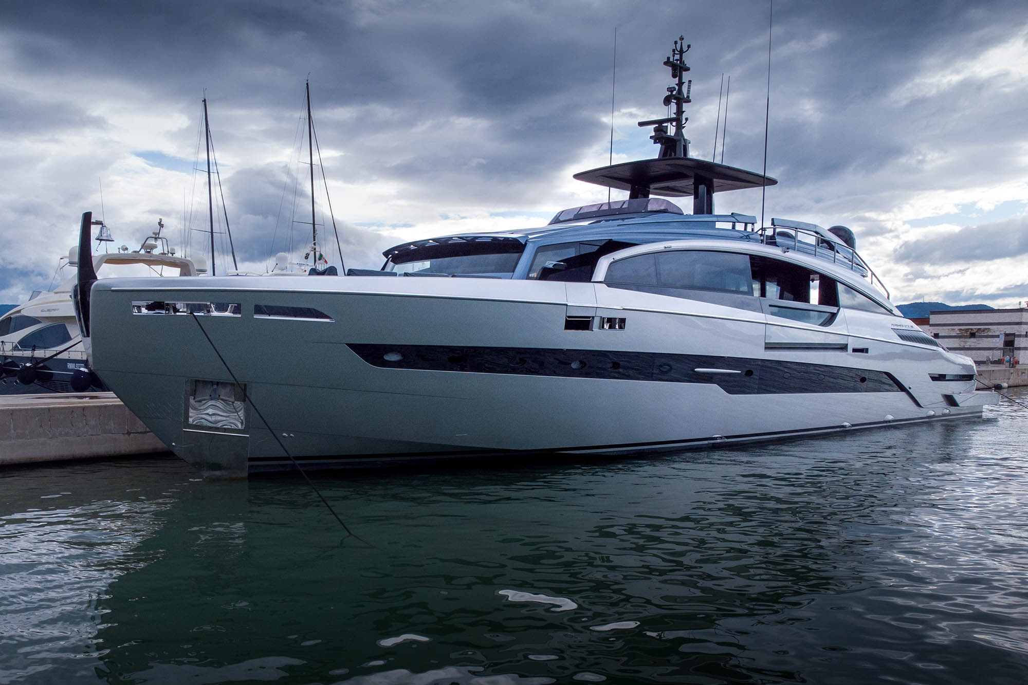 Pershing Yachts for Sale - Pershing Yacht Prices - TWW Yachts
