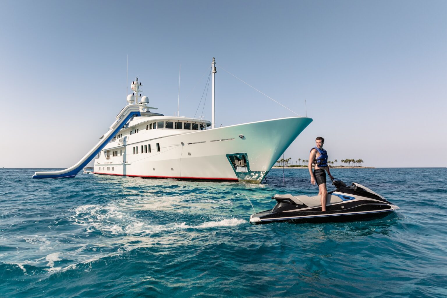 Long Island Motor Yacht Charter | TWW Yachts